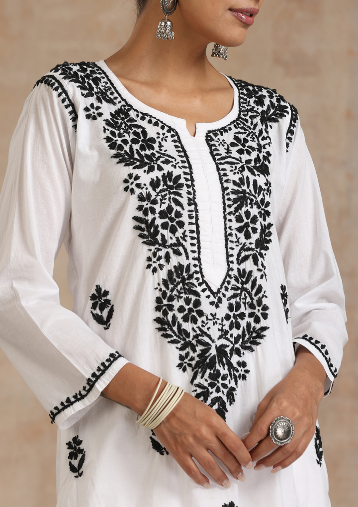 Chikankari Kurti Online - Hand Embroidered Chikankari Kurtas for Women ...